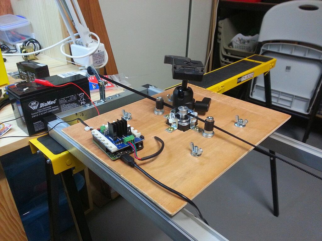 Motor Shield V1 and Stepper motor problem - Shields - Seeed Studio Forum